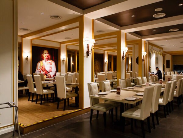 Imperial Chakri Palace - Rotol Food Chain